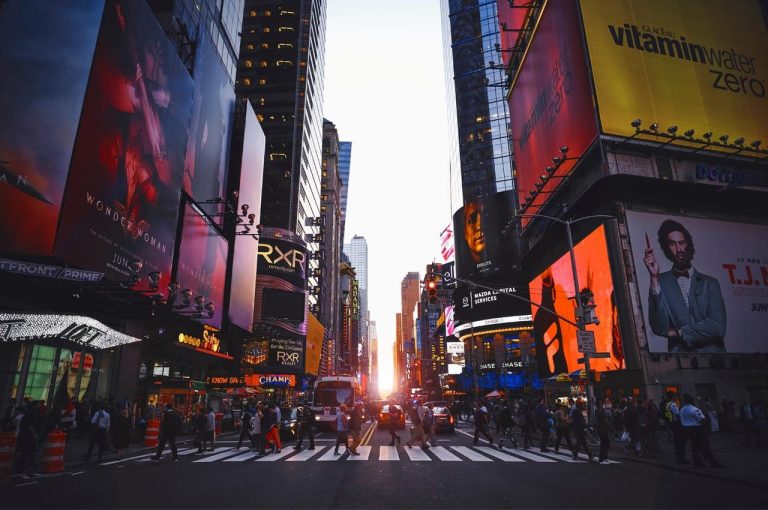 温州法院拍卖10500张2元纸币：起拍20.76万，最终成交价超83万 – 纵观新视野